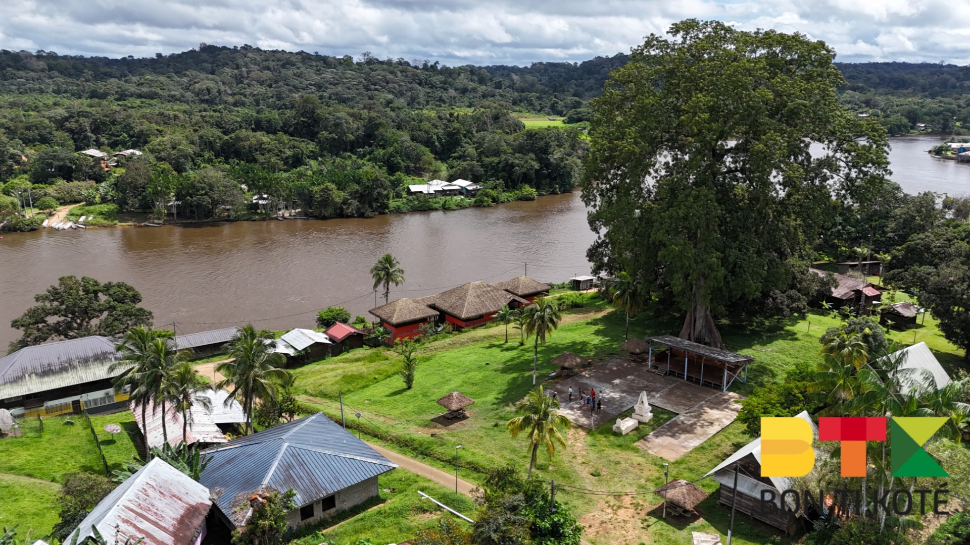 Camopi en Guyane : Une Aventure Authentique | LES BTK